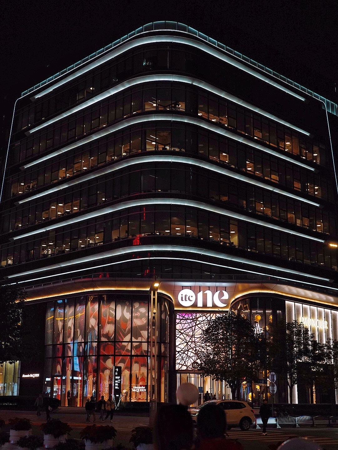 上海One ITC购物攻略,One ITC物中心/地址/电话/营业时间【携程攻略】