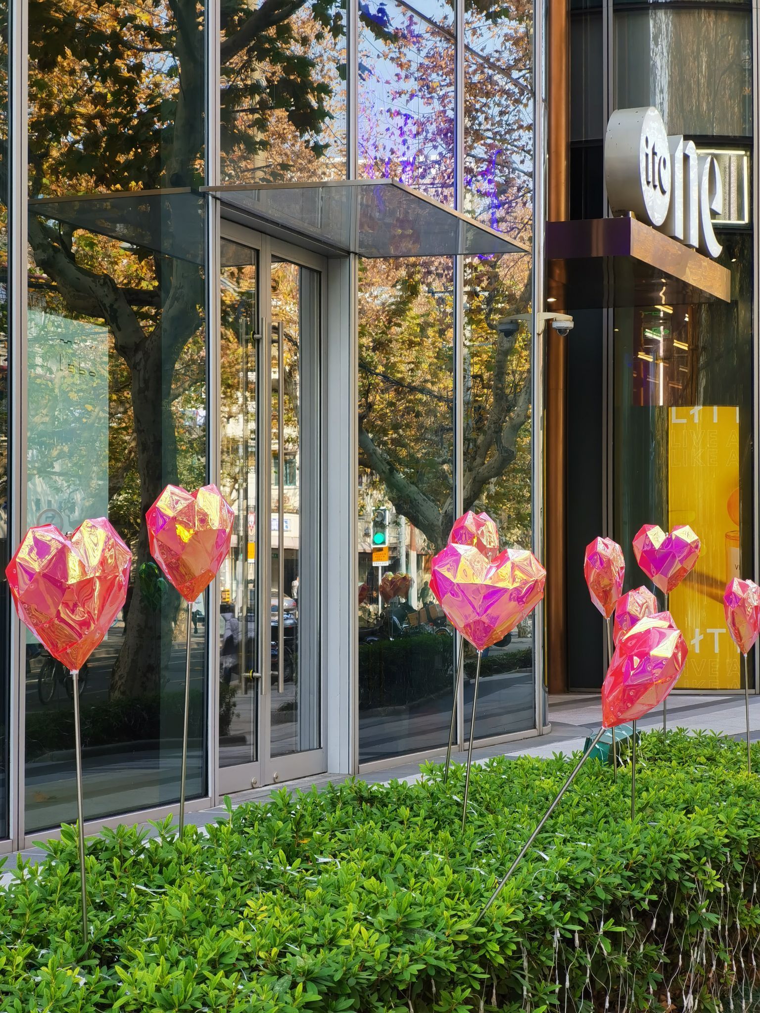 上海One ITC购物攻略,One ITC物中心/地址/电话/营业时间【携程攻略】