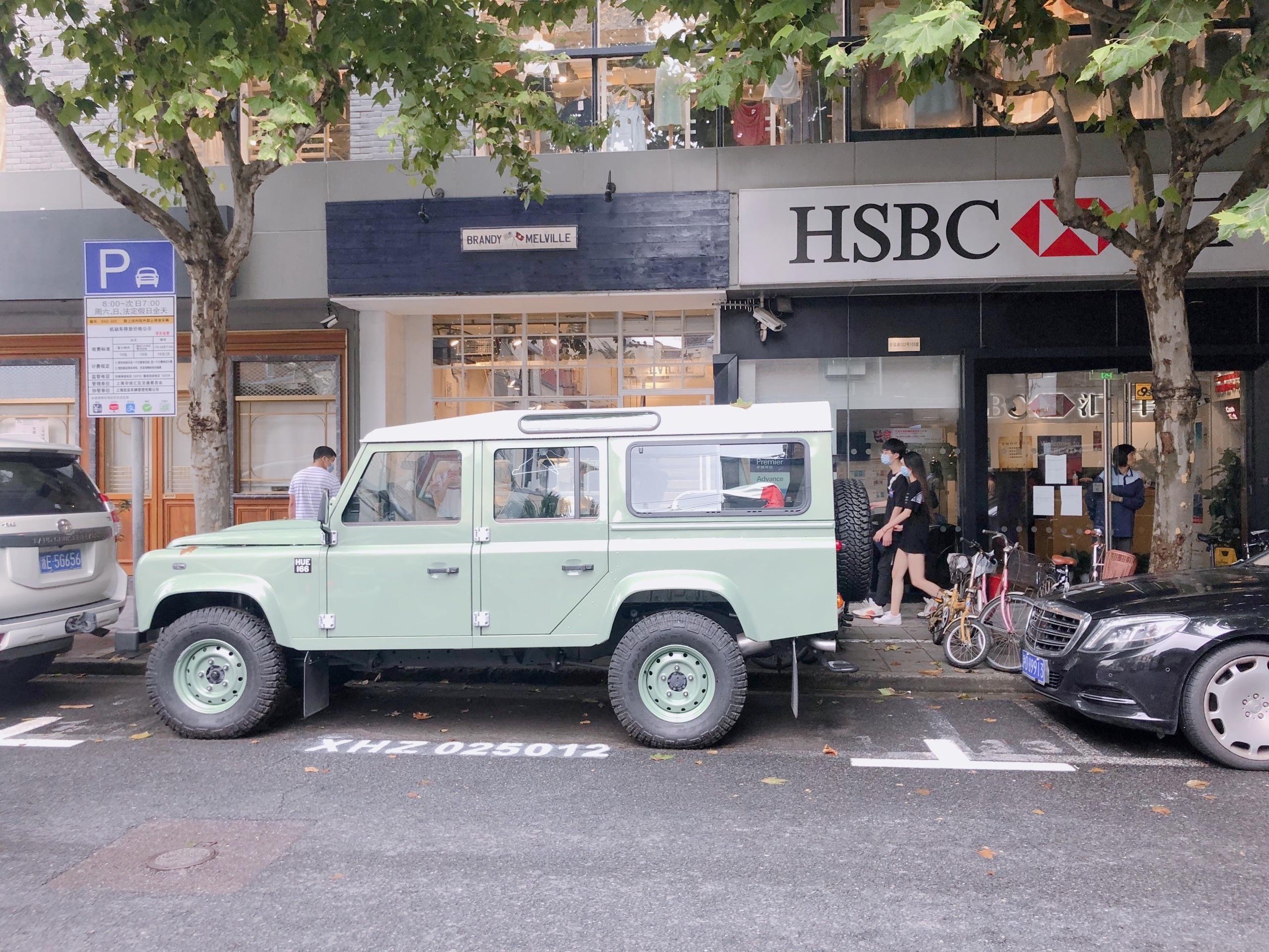 上海Brandy Melville购物攻略,Brandy Melville物中心/地址/电话/营业时间【携程攻略】