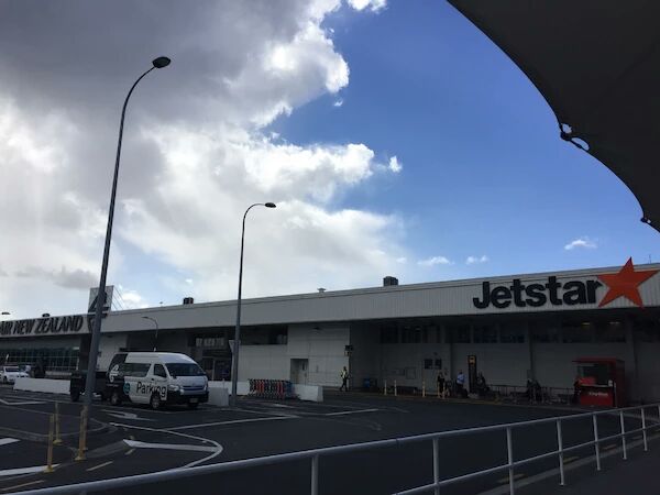 【携程攻略】奥克兰国际机场，奥克兰机场有两个，分为国际航站楼和国内航站楼（Domestic terminal…