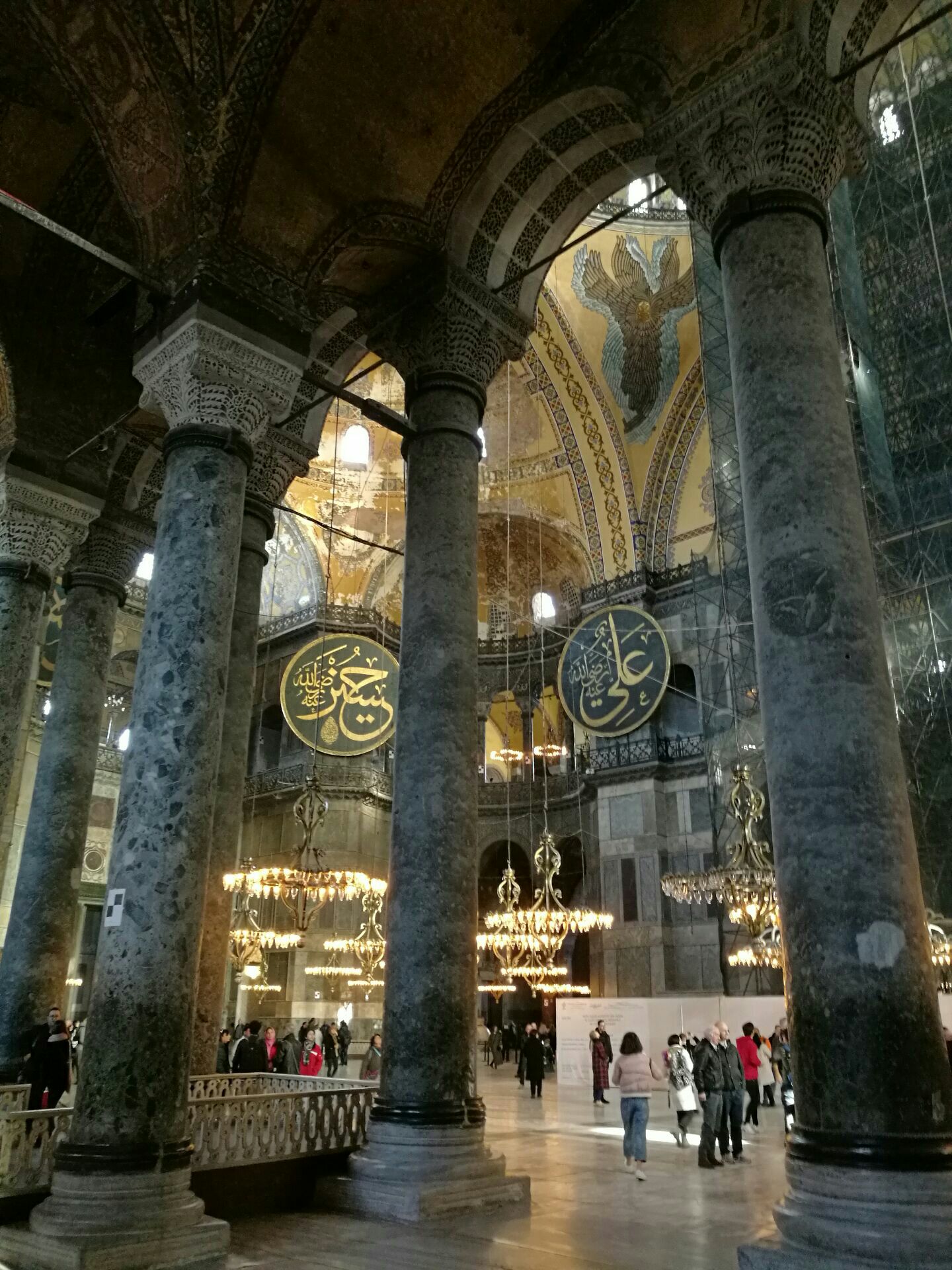 伊斯坦布尔圣索菲亚大教堂攻略,伊斯坦布尔圣索菲亚大教堂门票/游玩攻略/地址/图片/门票价格【携程攻略】