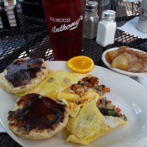 2024Famous Anthony's-旅游攻略-门票-地址-问答-游记点评，Roanoke旅游旅游景点推荐-去哪儿攻略