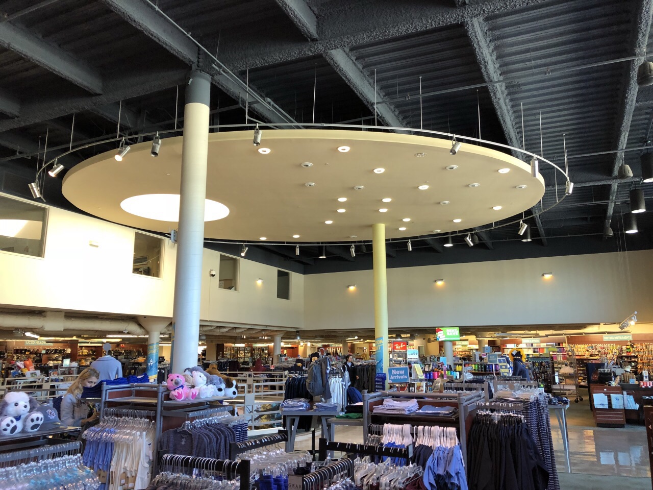 圣地牙哥UCSD Bookstore购物攻略,UCSD Bookstore物中心/地址/电话/营业时间【携程攻略】