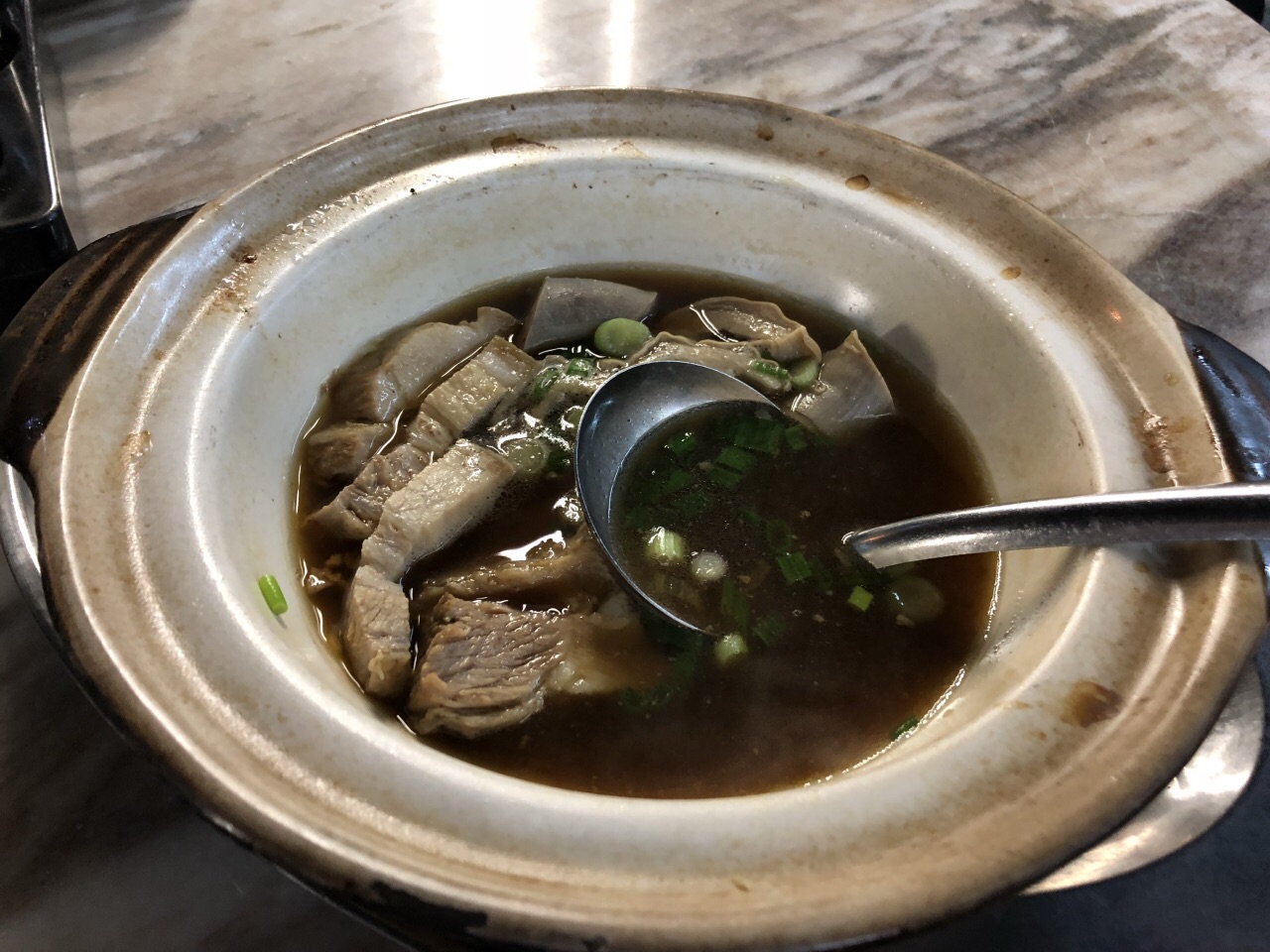 2023新峰肉骨茶美食餐厅,最好是加点油条，再加一点肉...【去哪儿攻略】