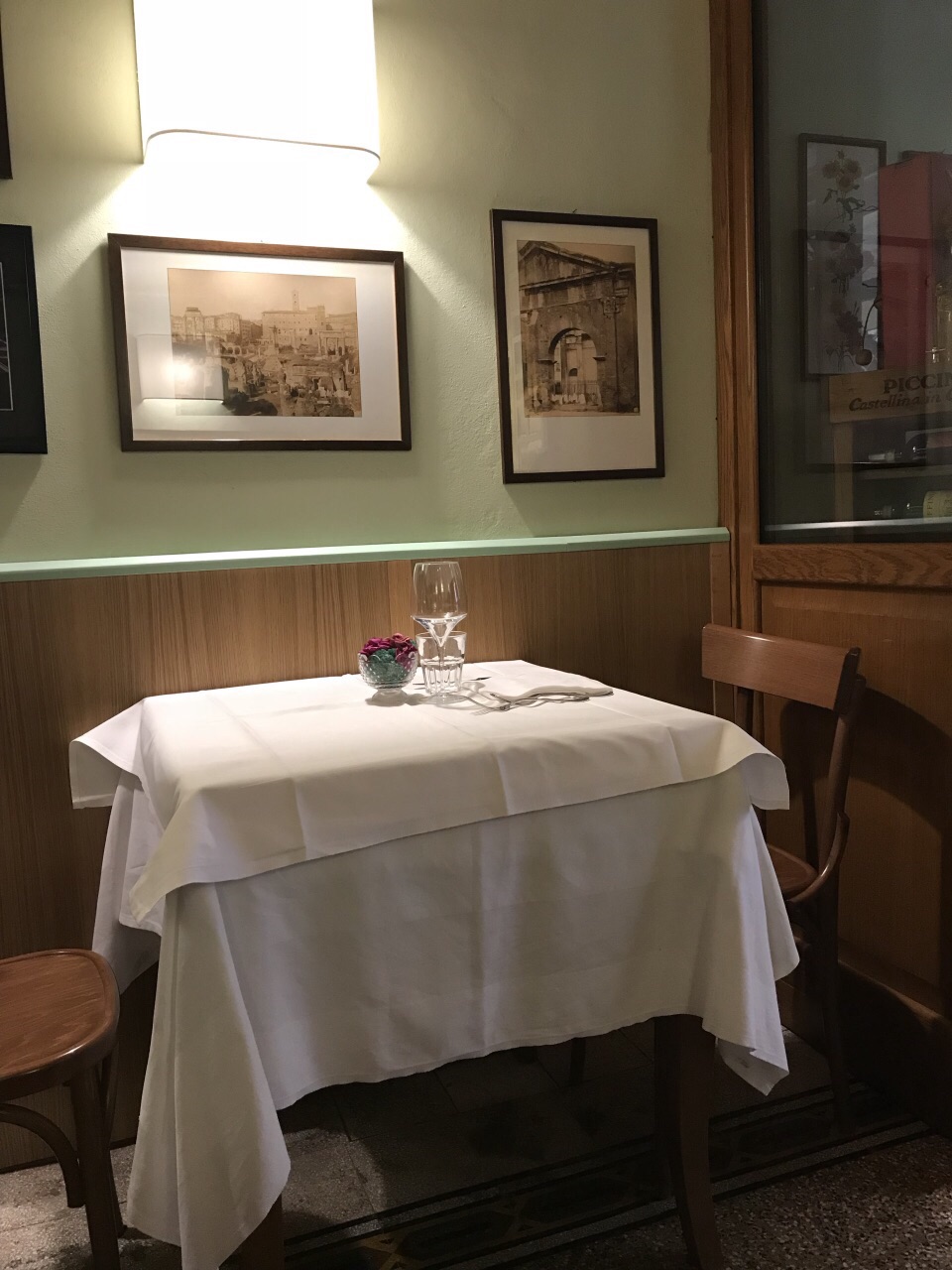 2024l'Archetto 意大利罗马美食餐厅,在罗马废墟广场的旁边，走路...【去哪儿攻略】