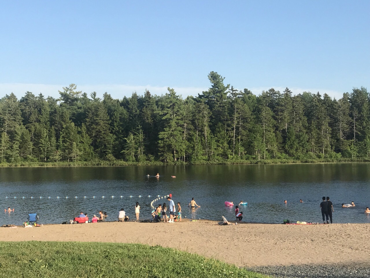 2024Mispec Beach游玩攻略,很多人晒日光浴。可以BBQ。不... 【去哪儿攻略】