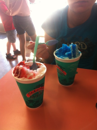2025Bahama Buck's美食餐厅,Have to try the Bahama Rama... 【去哪儿攻略】