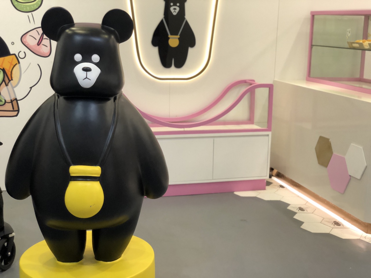 2022BiBi Bear 哔哔熊(久光店)美食餐厅,...BI BEAR的连锁店，最近活...【去哪儿攻略】