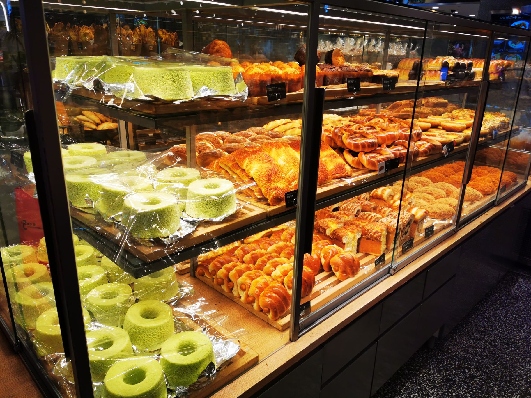 2025面包新语 来福士店 Bread Talk美食餐厅,我比较喜欢的一个面包品牌，...【去哪儿攻略】