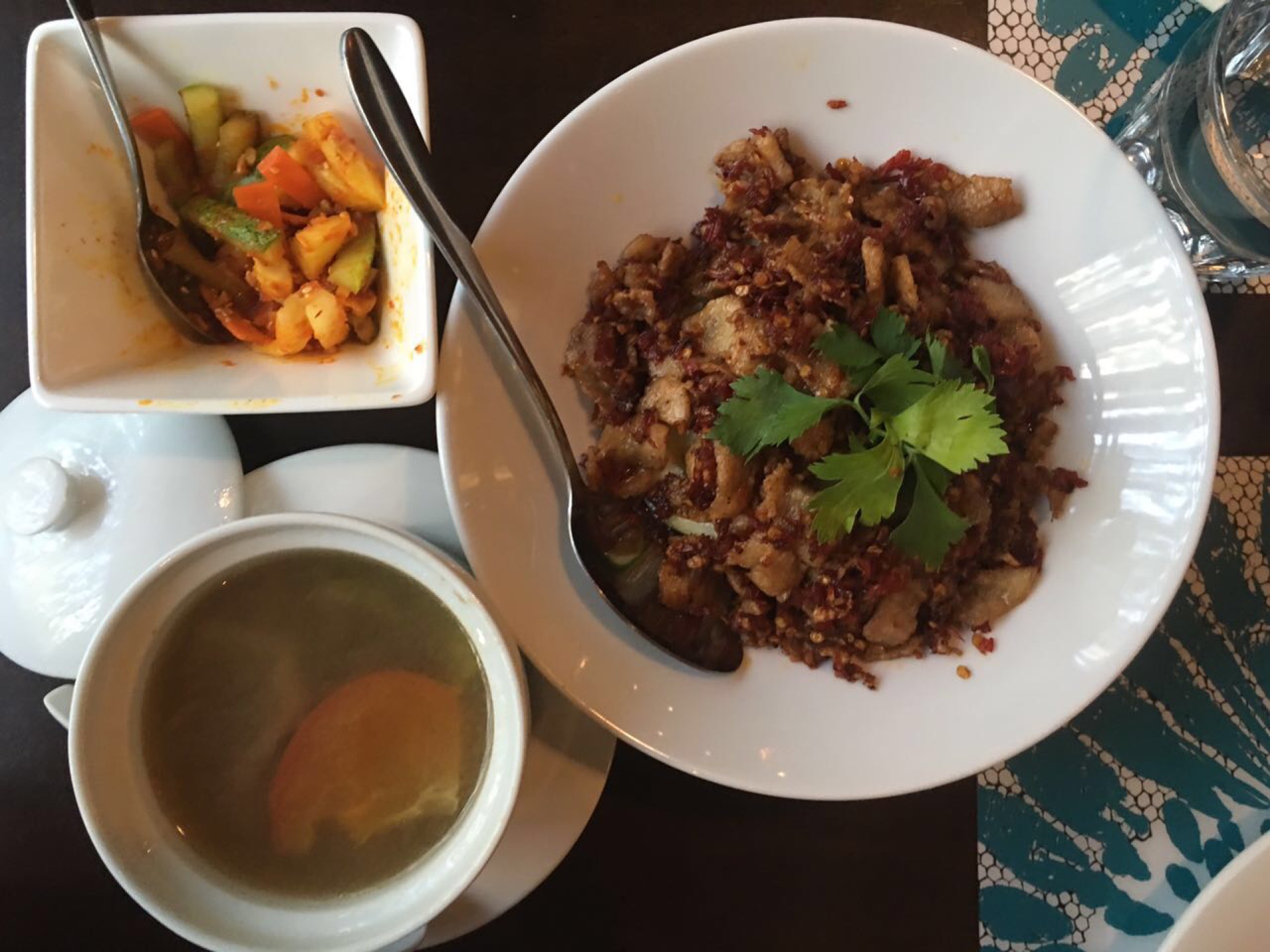 2024SamFu restaurant美食餐厅,Babi cili garam! Itik tim w...【去哪儿攻略】