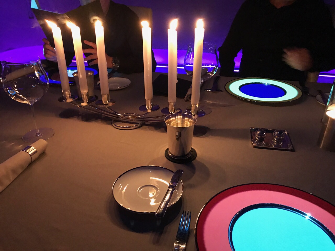 上海Ultraviolet by Paul Pairet攻略,Ultraviolet by Paul Pairet特色菜推荐/菜单/人均消费 ...