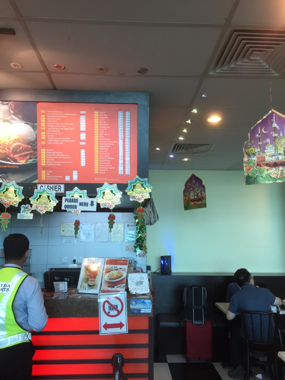 2022Uncle Lim's Cafe(KLIA 2)美食餐厅,这里的环境还是可以的，客人...【去哪儿攻略】