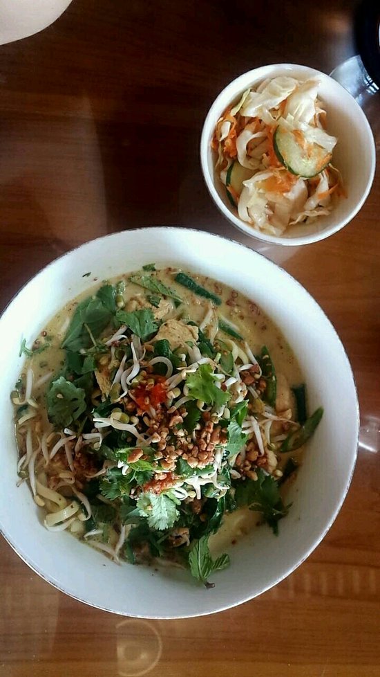 2025Melting Wok Warung美食餐厅,...是挺质朴的，菜的味道很好...【去哪儿攻略】