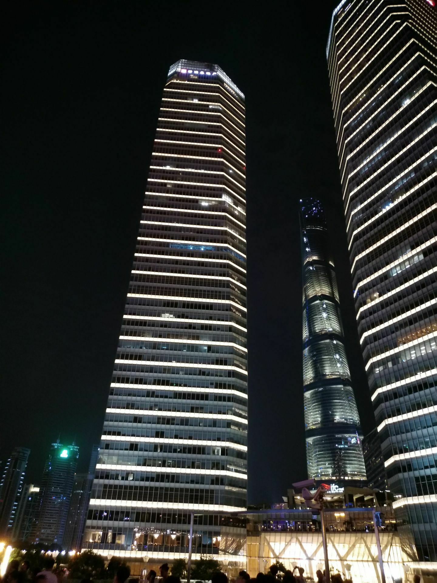 上海陆家嘴攻略,上海陆家嘴门票/游玩攻略/地址/图片/门票价格【携程攻略】