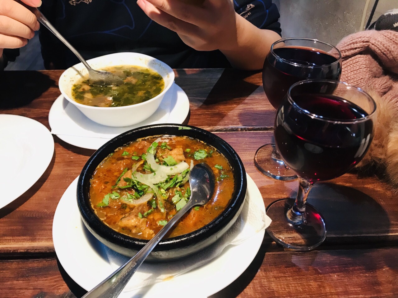 2024Cafe-Bar Buba美食餐厅,强烈推荐OSTRI（酱汁炖牛肉）...【去哪儿攻略】