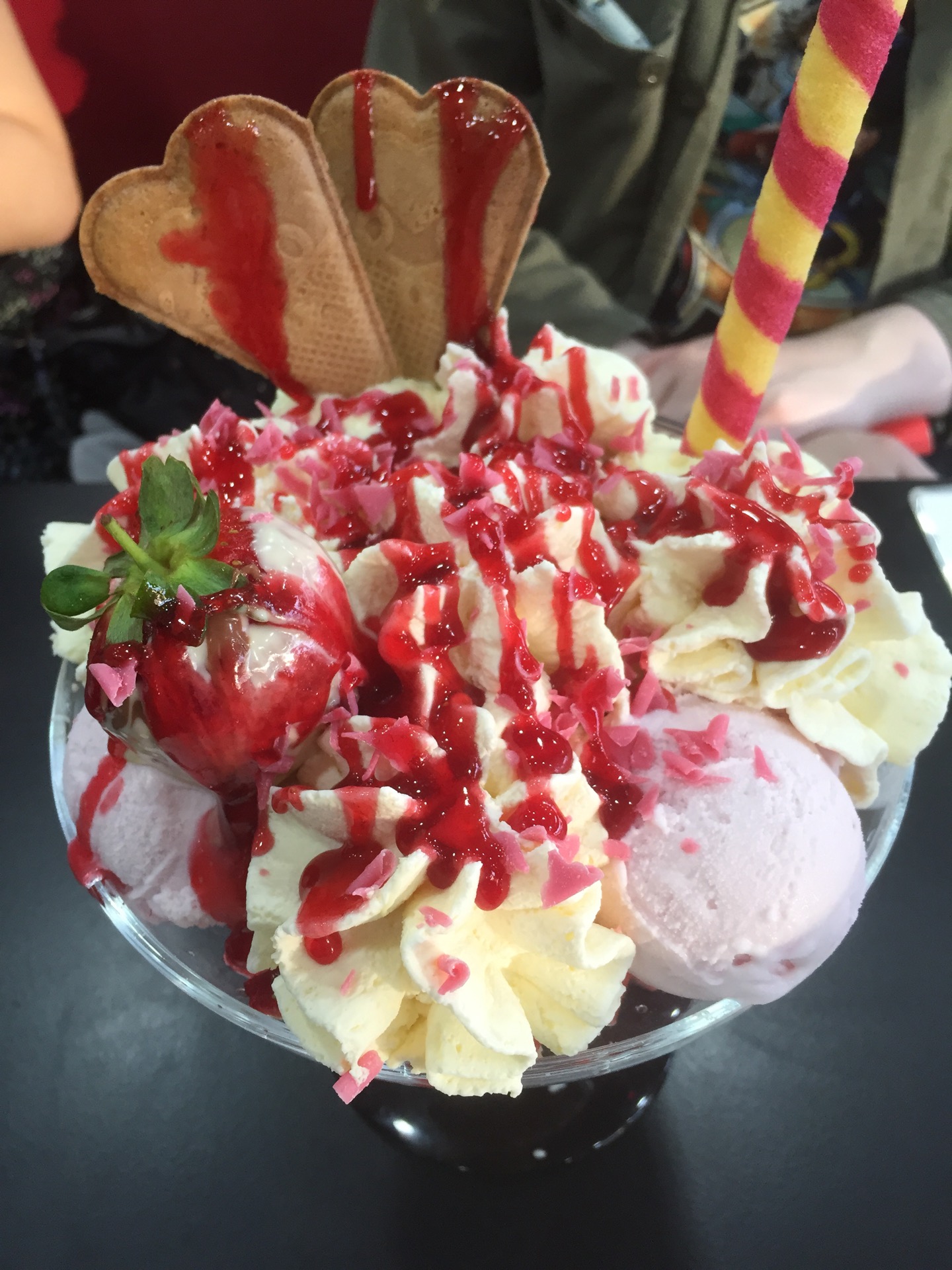 2025Sprinkles Gelato美食餐厅,vibrant sundaes, a myriad o...【去哪儿攻略】