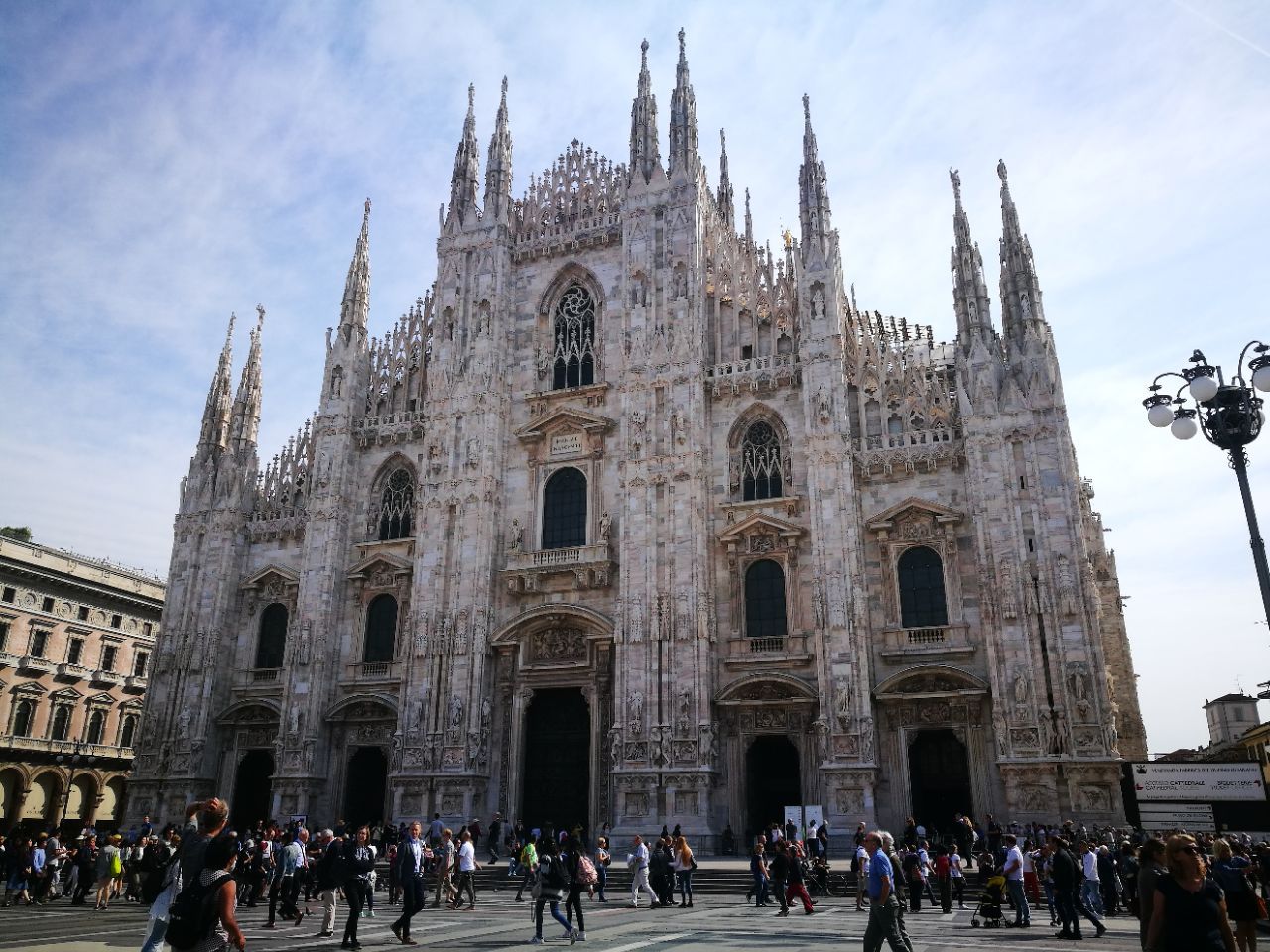 米兰周边旅游景点,米兰周围走步绿地,意大利米兰哪里好玩_大山谷图库