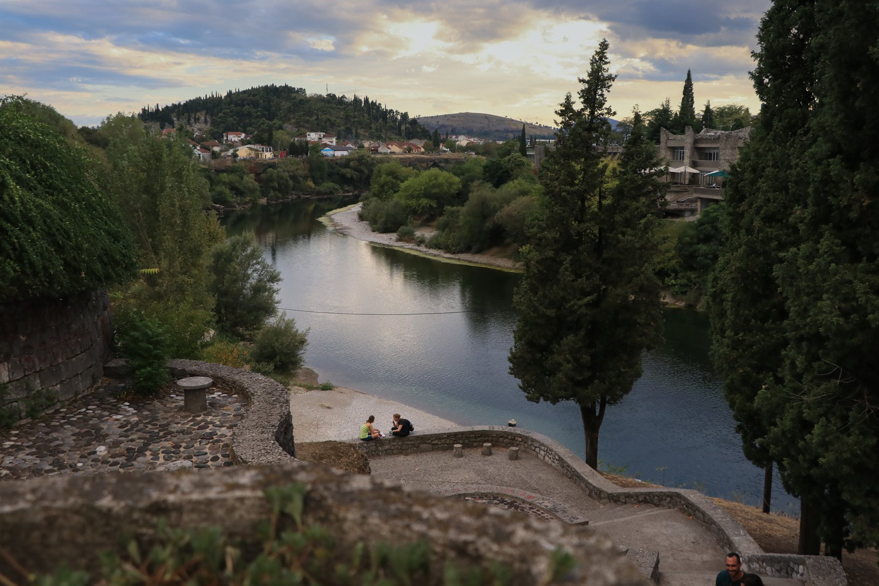 2024Ribnica Bridge (Most na Ribnici)游玩攻略,...化很好，是市民看书聊天露...【去哪儿攻略】